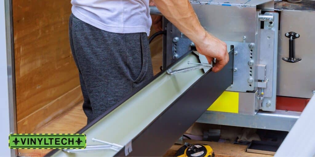 Guide to Seamless Gutter Systems for Homes and Businesses | Vinyltech